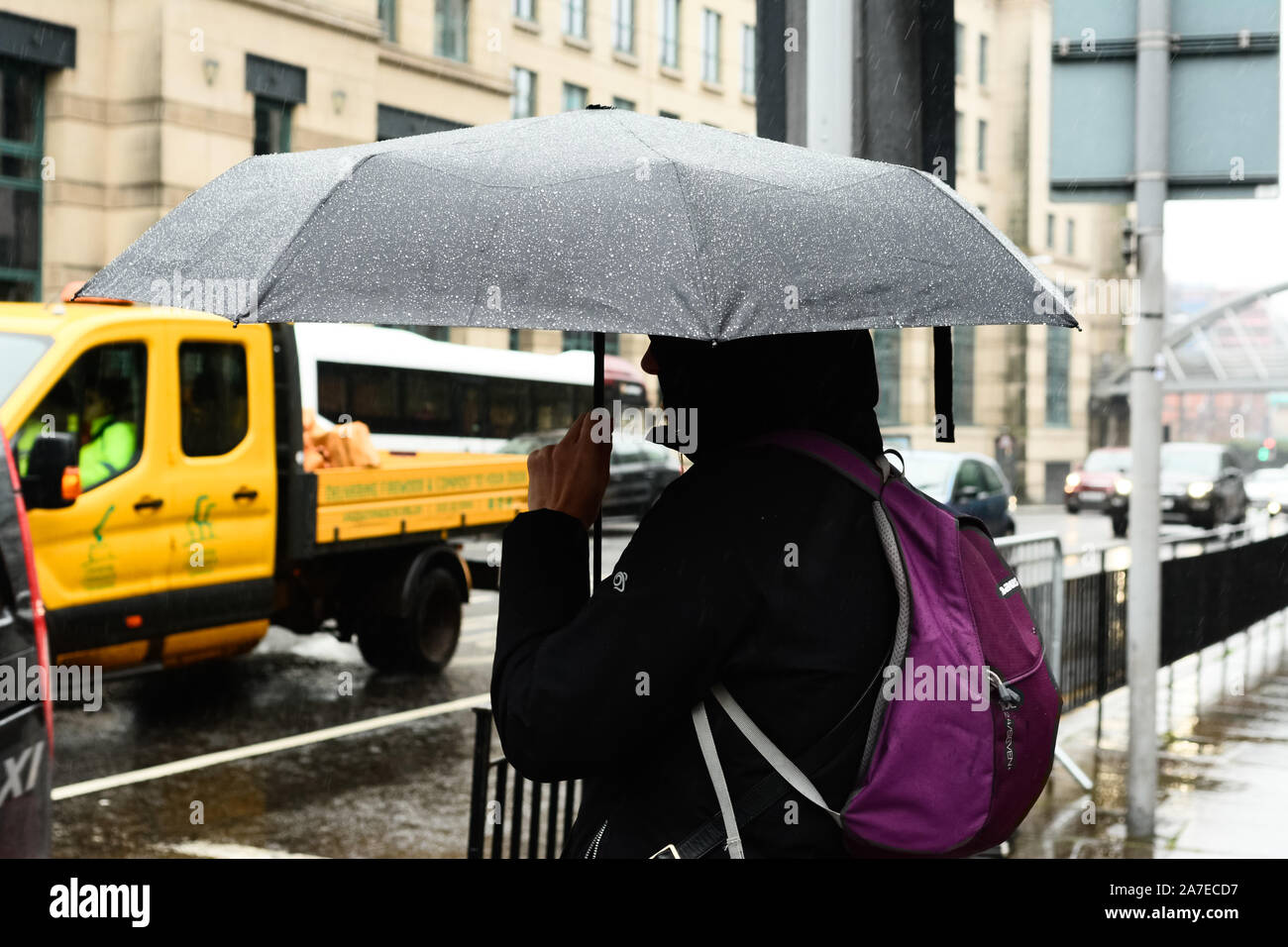 Everyday life in a city Stock Photo - Alamy