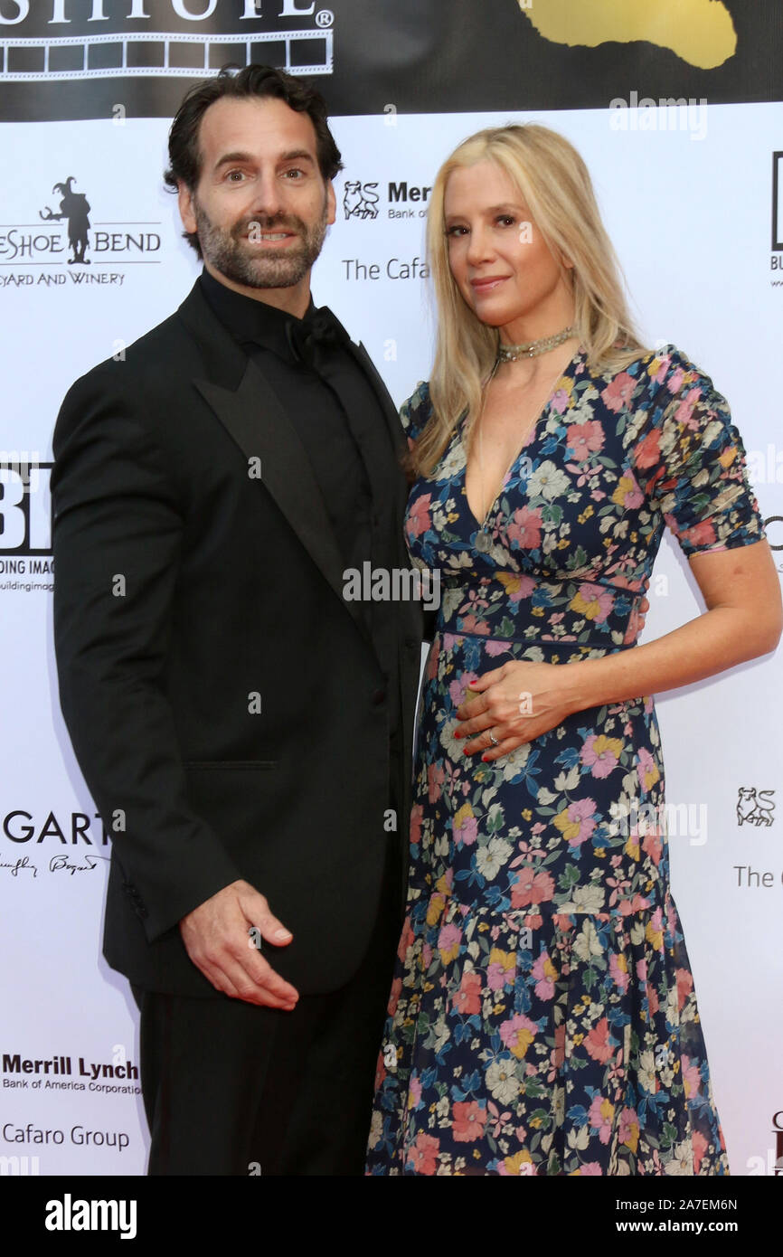 Kevin makely mira sorvino hi-res stock photography and images - Alamy