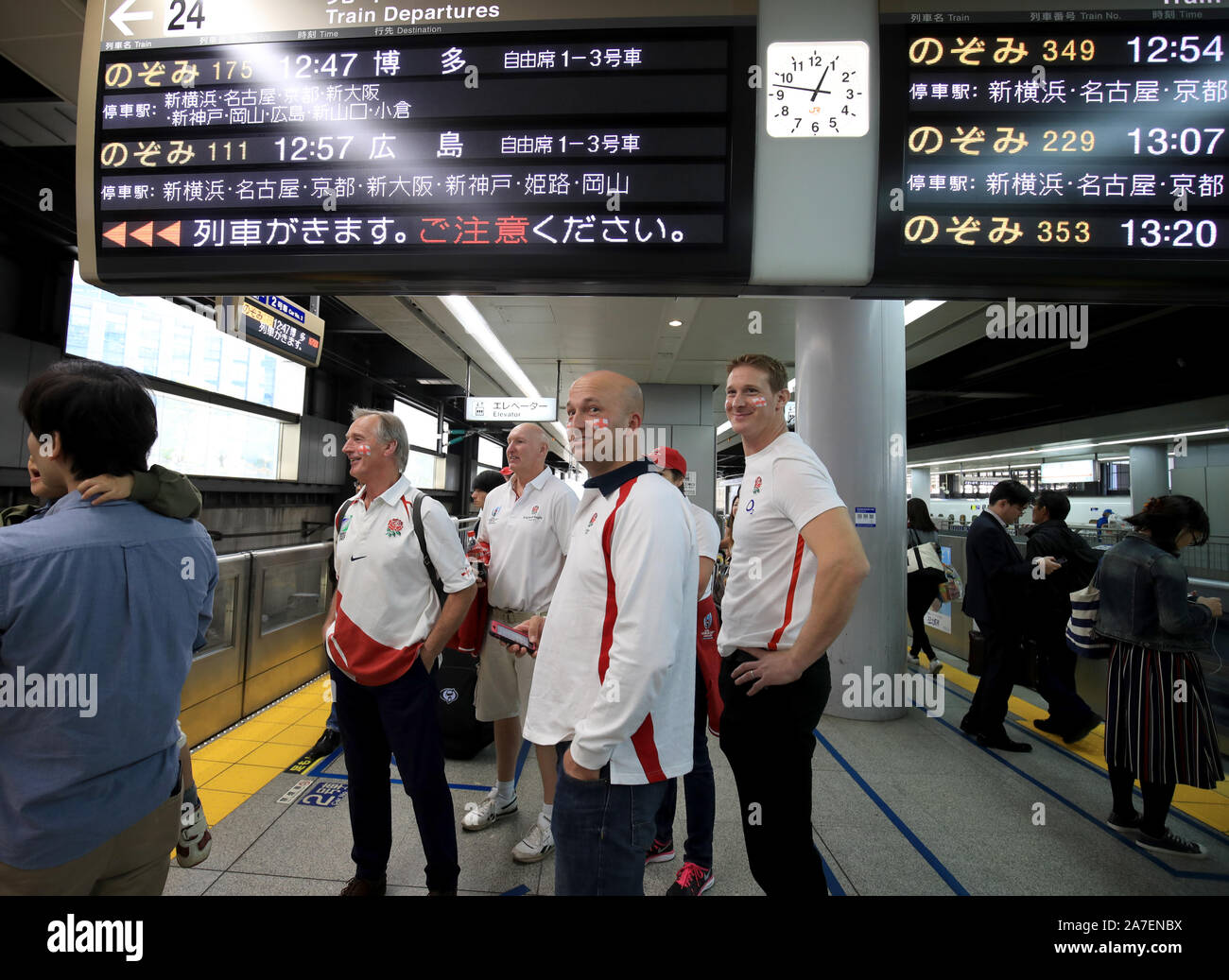 England fans wait fo their train to arrive before the 2019 Rugby World ...