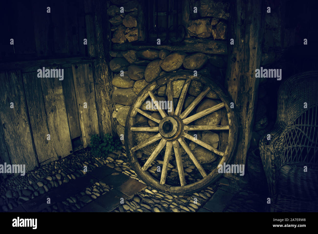 Old wooden carriage wheel, antique detail, transport Stock Photo - Alamy