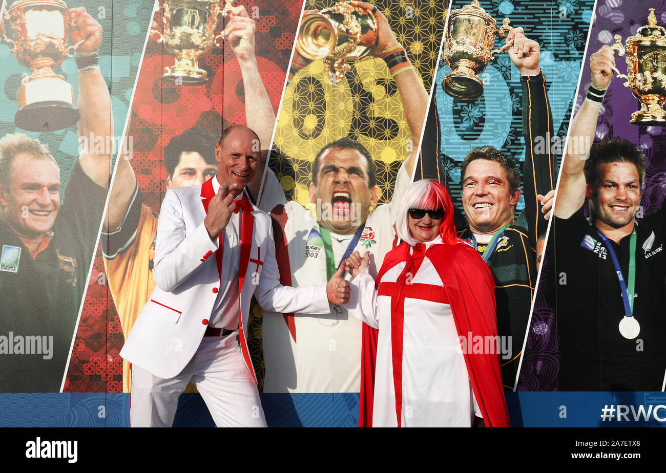 England fans show their support ahead of the 2019 Rugby World Cup final ...