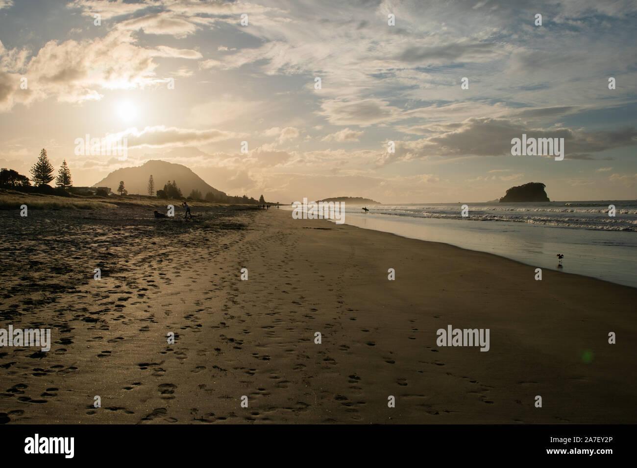 Mount Manganui Beach, New Zealand Stock Photo - Alamy
