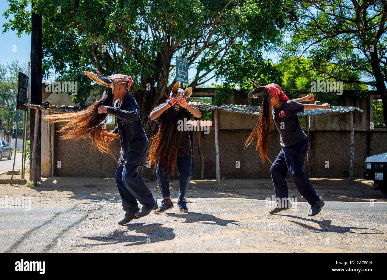 Cuajinicuilapa, Mexico. 01st Nov, 2019. Three children dressed as ...