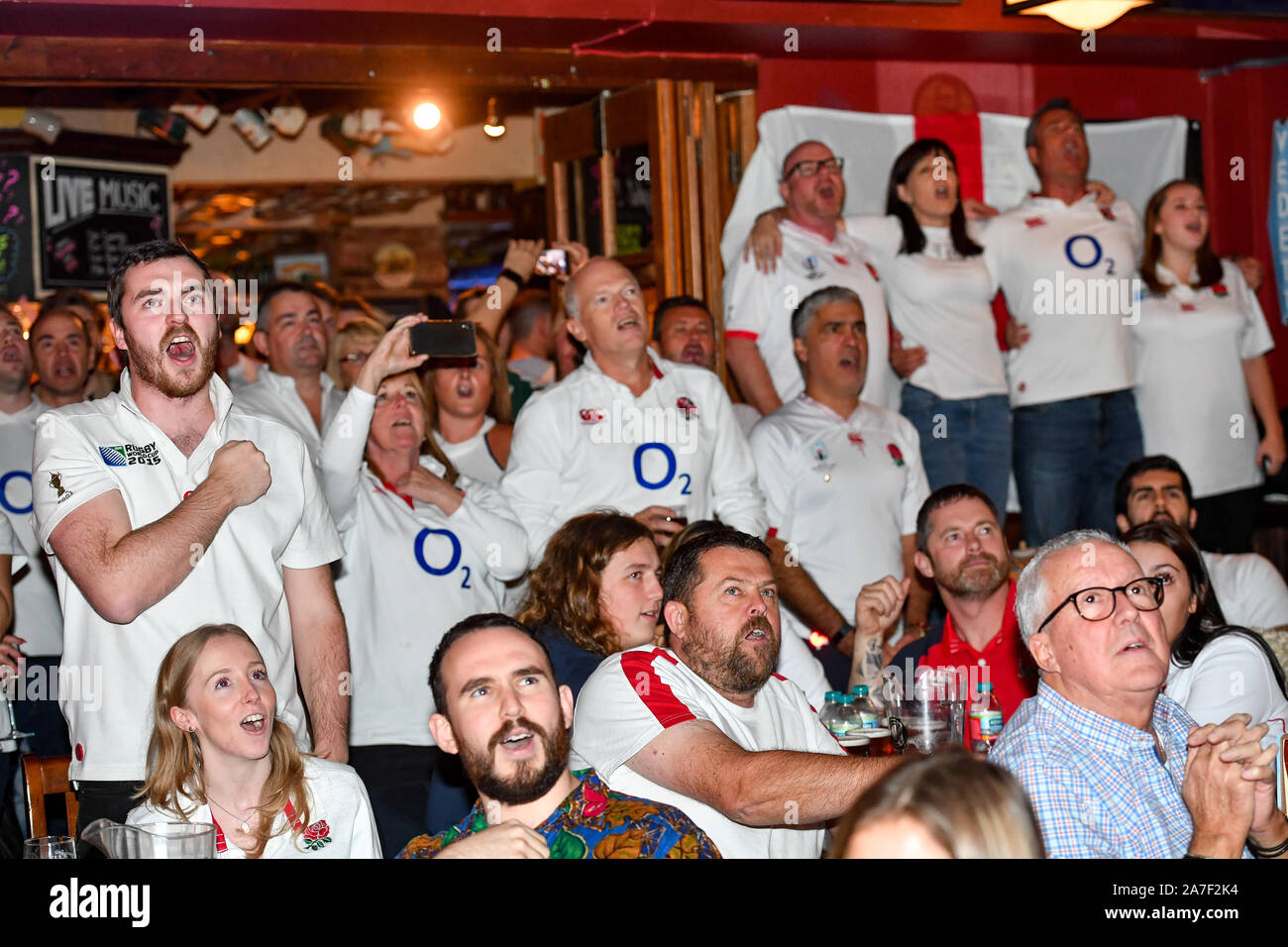 Screening rugby world cup final merchants inn hi-res stock photography ...