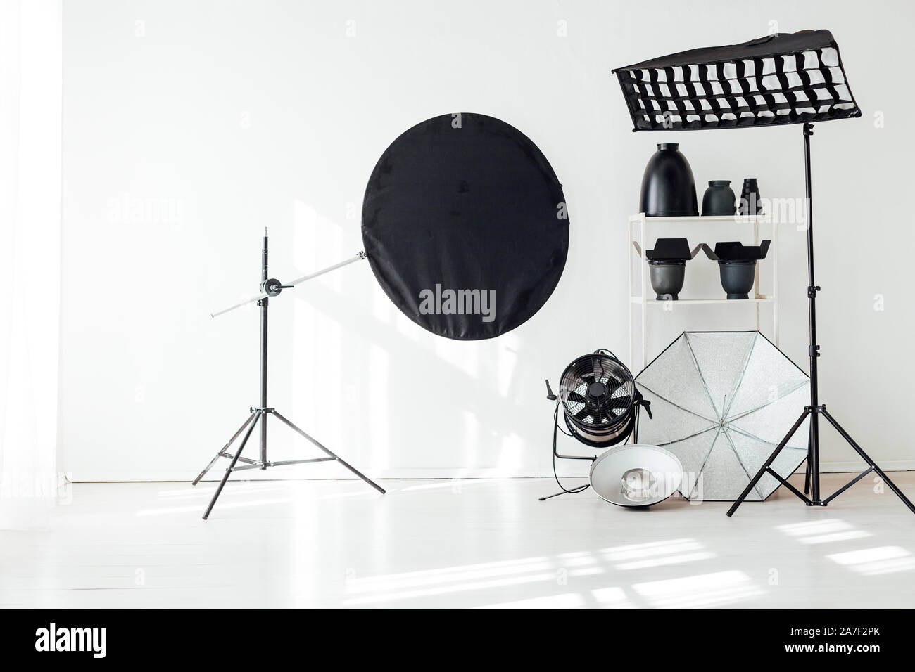Accessories for photo session hi-res stock photography and images - Alamy