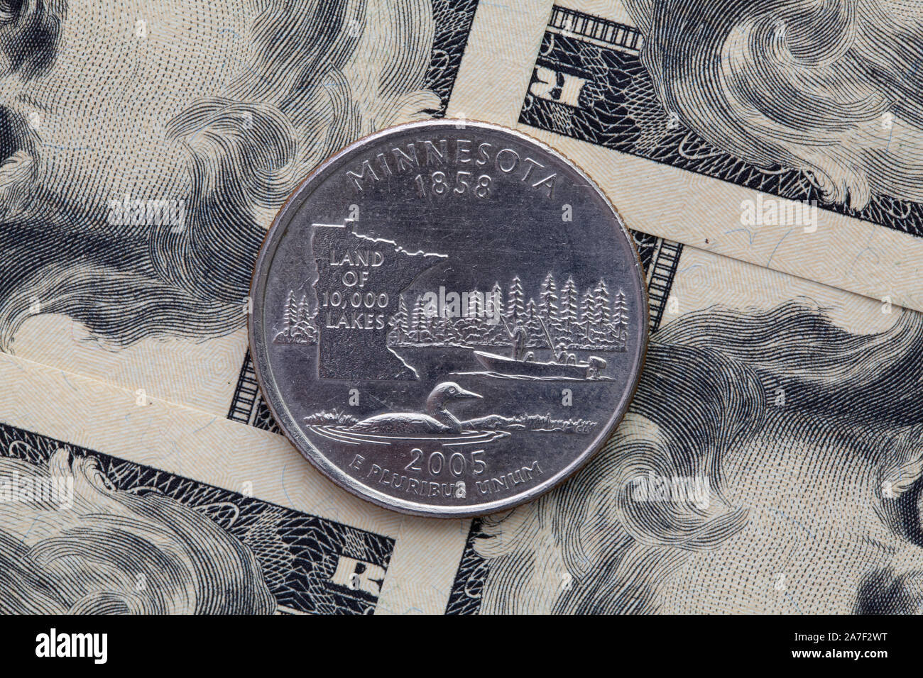 A quarter of Minnesota on US dollar bills. Symmetric composition of US ...