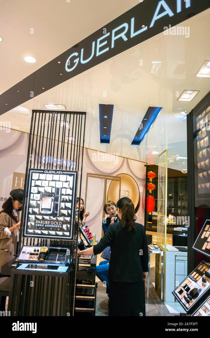 Guerlain cosmetics hi-res stock photography and images - Alamy