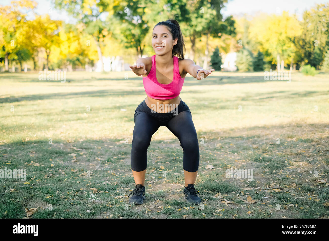 Physically fit woman hi-res stock photography and images - Alamy