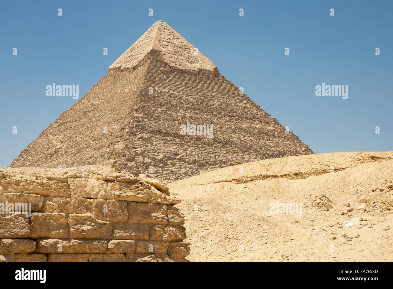 Pyramid of Khafre (also read as Khafra, Khefren) or of Chephren is the ...
