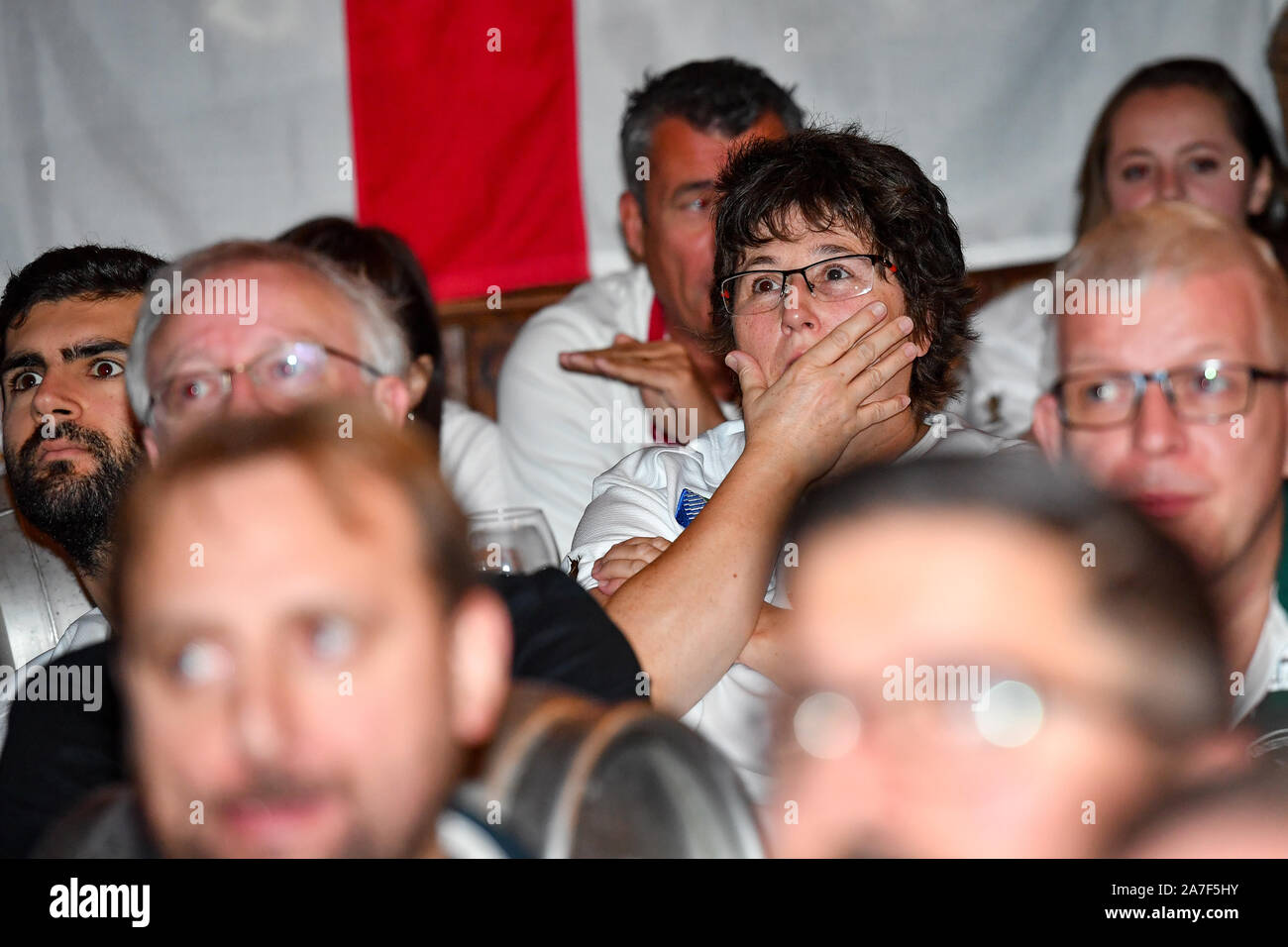 Screening rugby world cup final merchants inn hi-res stock photography ...