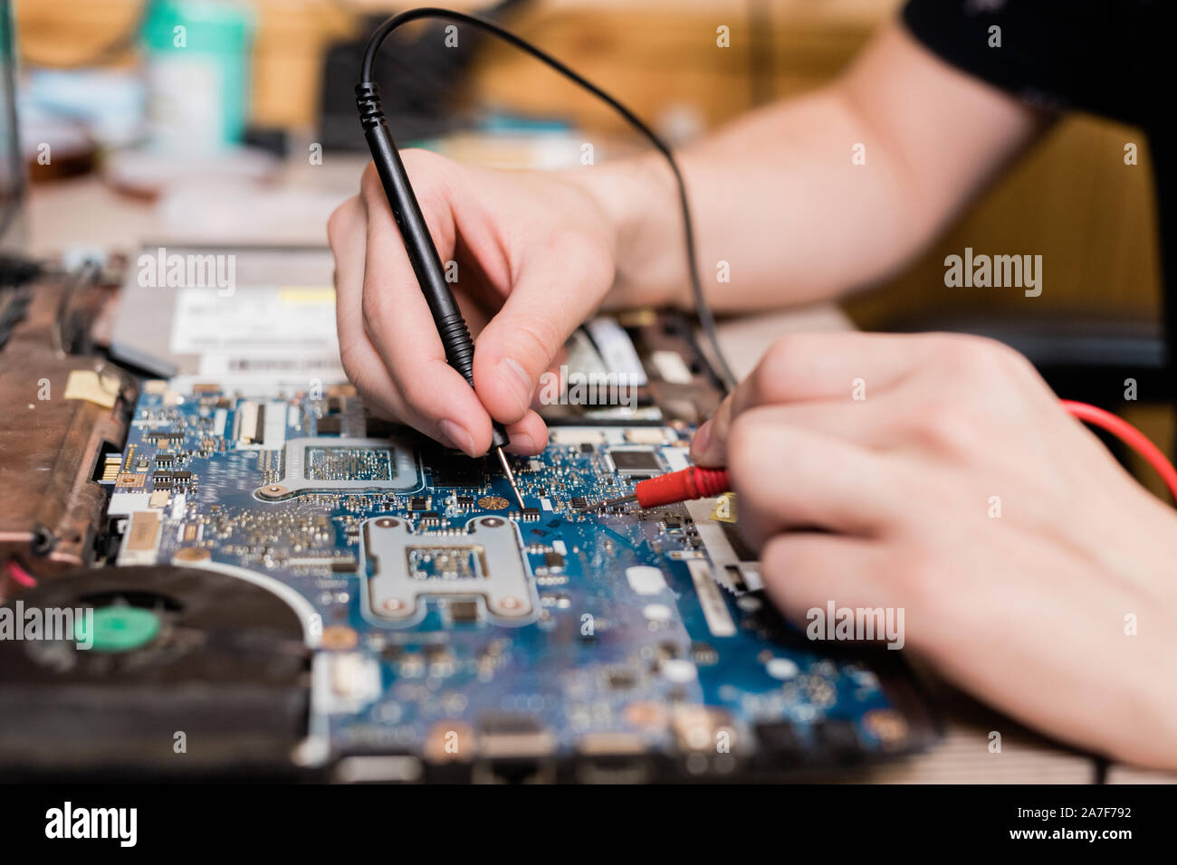 Human hand holding soldering iron hi-res stock photography and images ...
