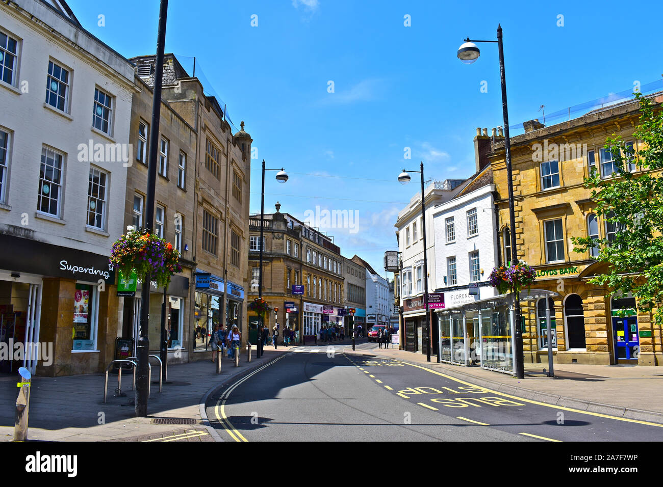 Yeovil town centre hi-res stock photography and images - Alamy