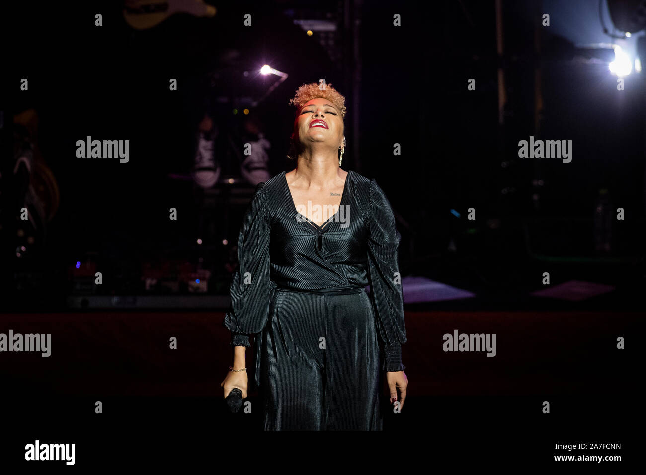 Adele singer 2019 hi-res stock photography and images - Alamy