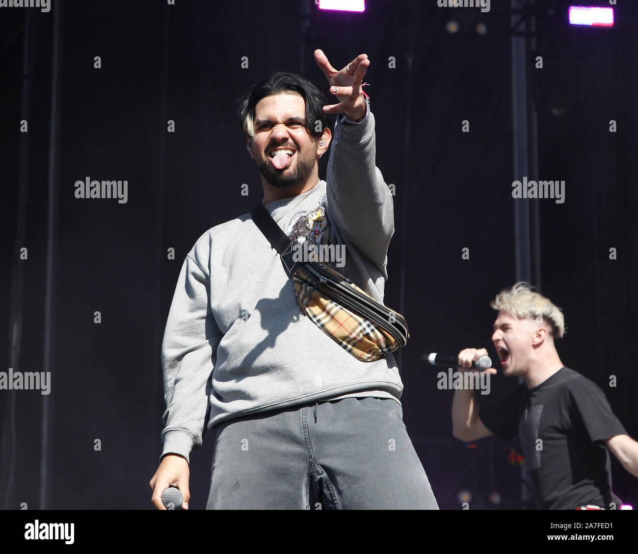 Youtube personality hi-res stock photography and images - Alamy