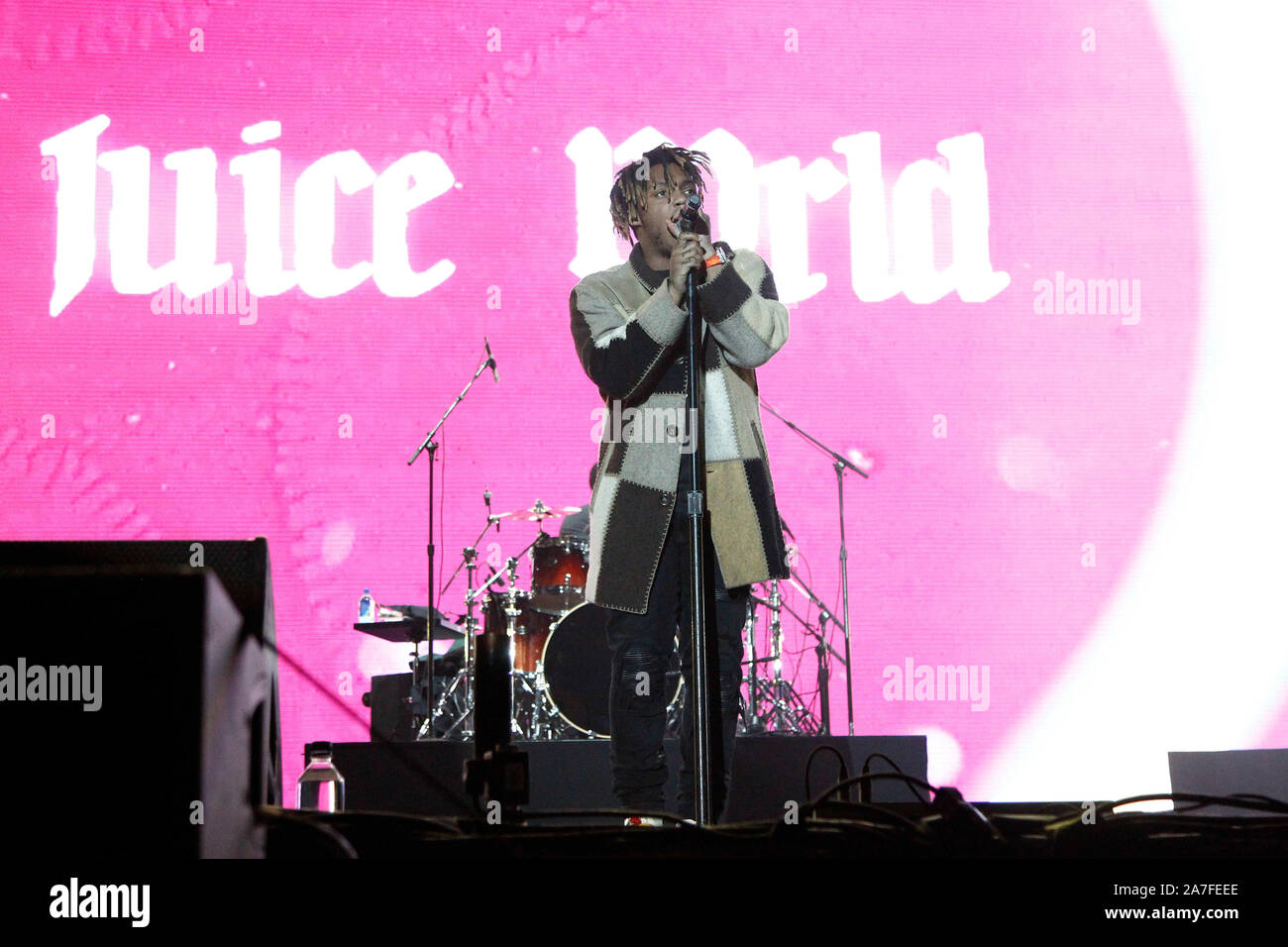 Juice wrld on stage hi-res stock photography and images - Alamy