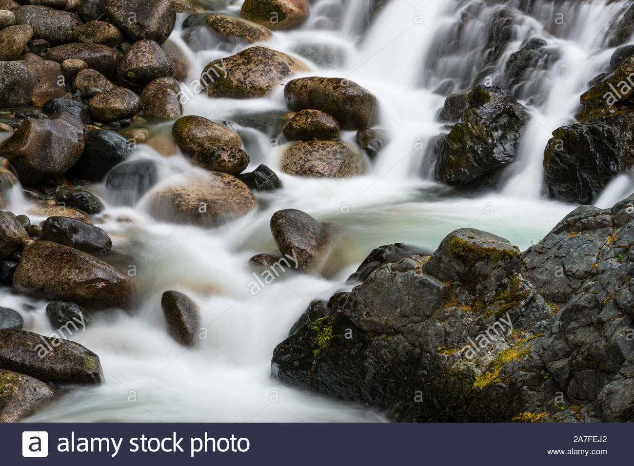 Rounded River Rocks High Resolution Stock Photography and Images - Alamy