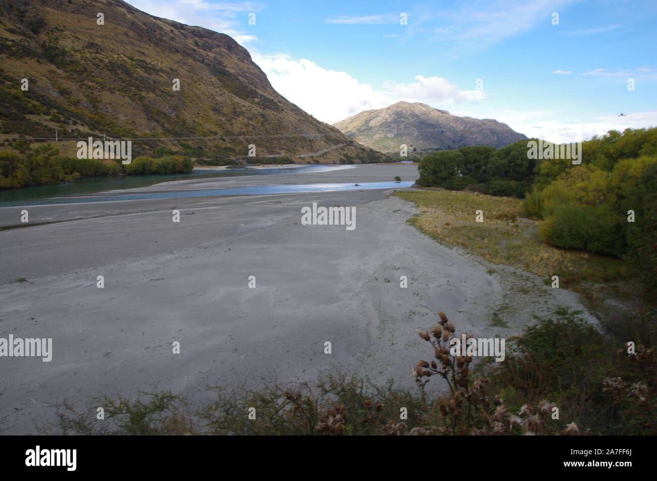 Te Araroa Trail. Lower Shotover. South Island. New Zealand Stock Photo ...