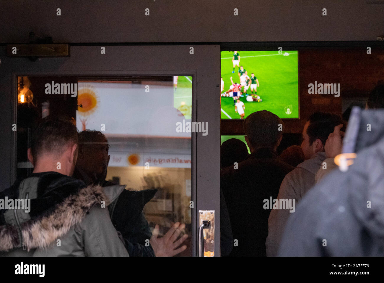 Rugby pub 2019 hi-res stock photography and images - Alamy
