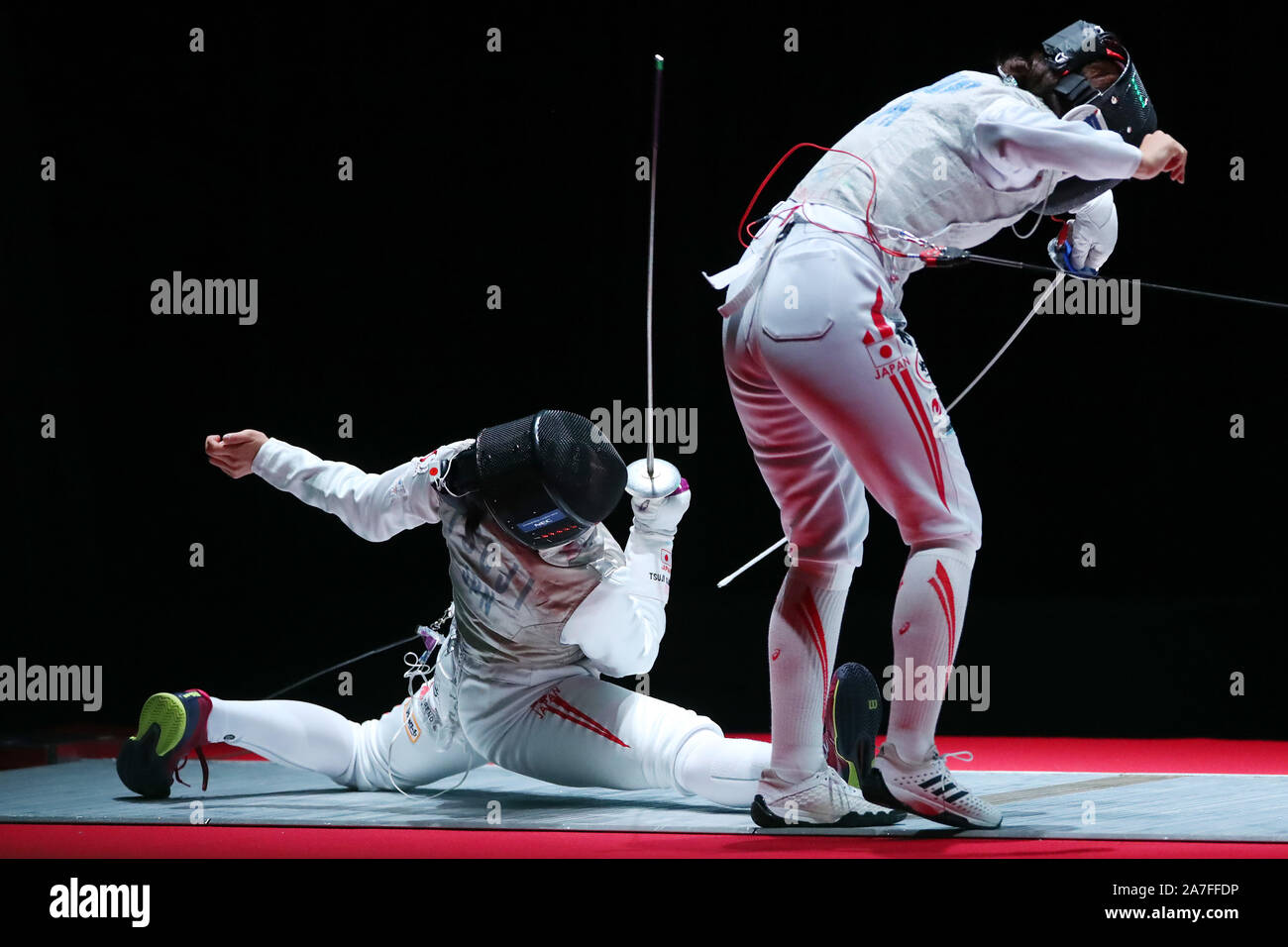 Line Cube Shibuya, Tokyo, Japan. 2nd Nov, 2019. (L to R) Sumire Tsuji ...