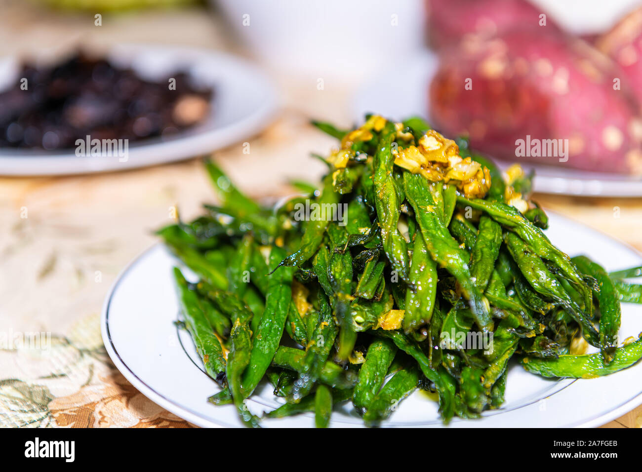 String of dried vegetables hi-res stock photography and images - Alamy