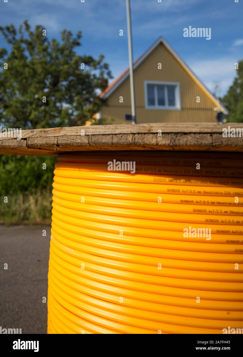 Installation of Fiber-optic cable (internet) in a residential area ...