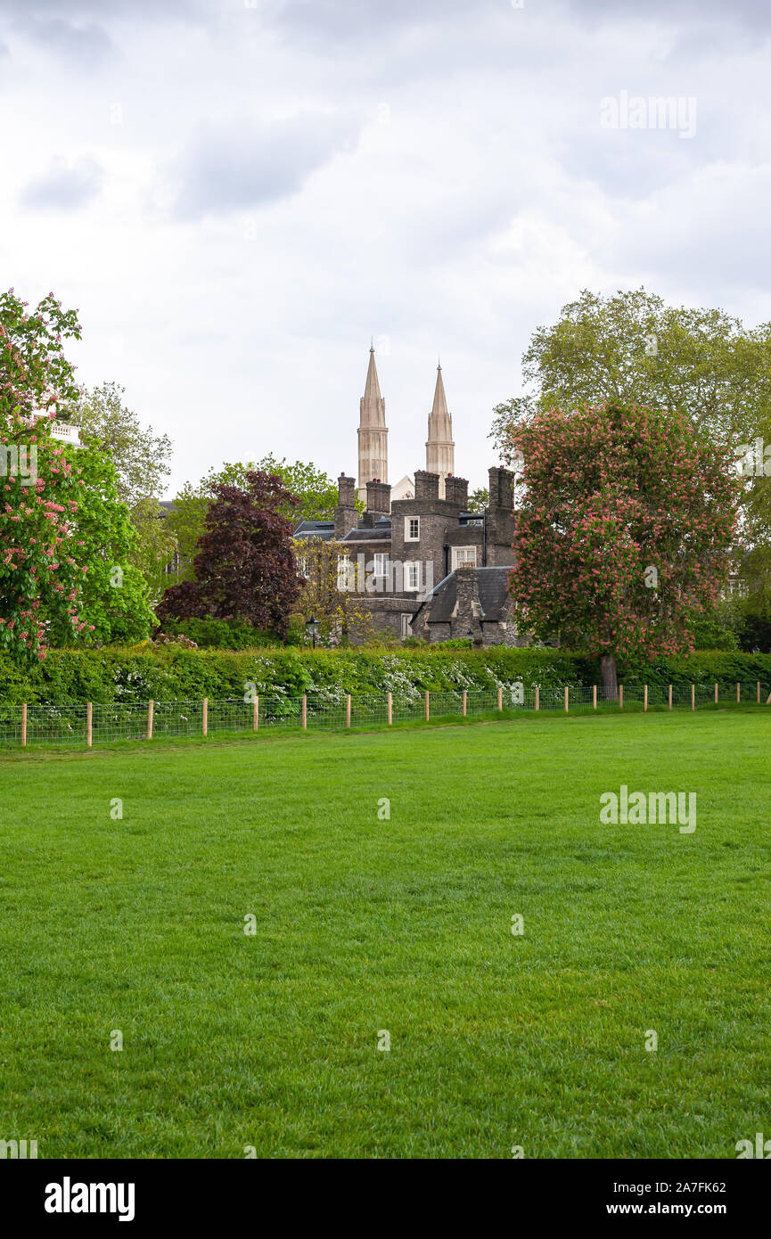 Regency style church hi-res stock photography and images - Alamy