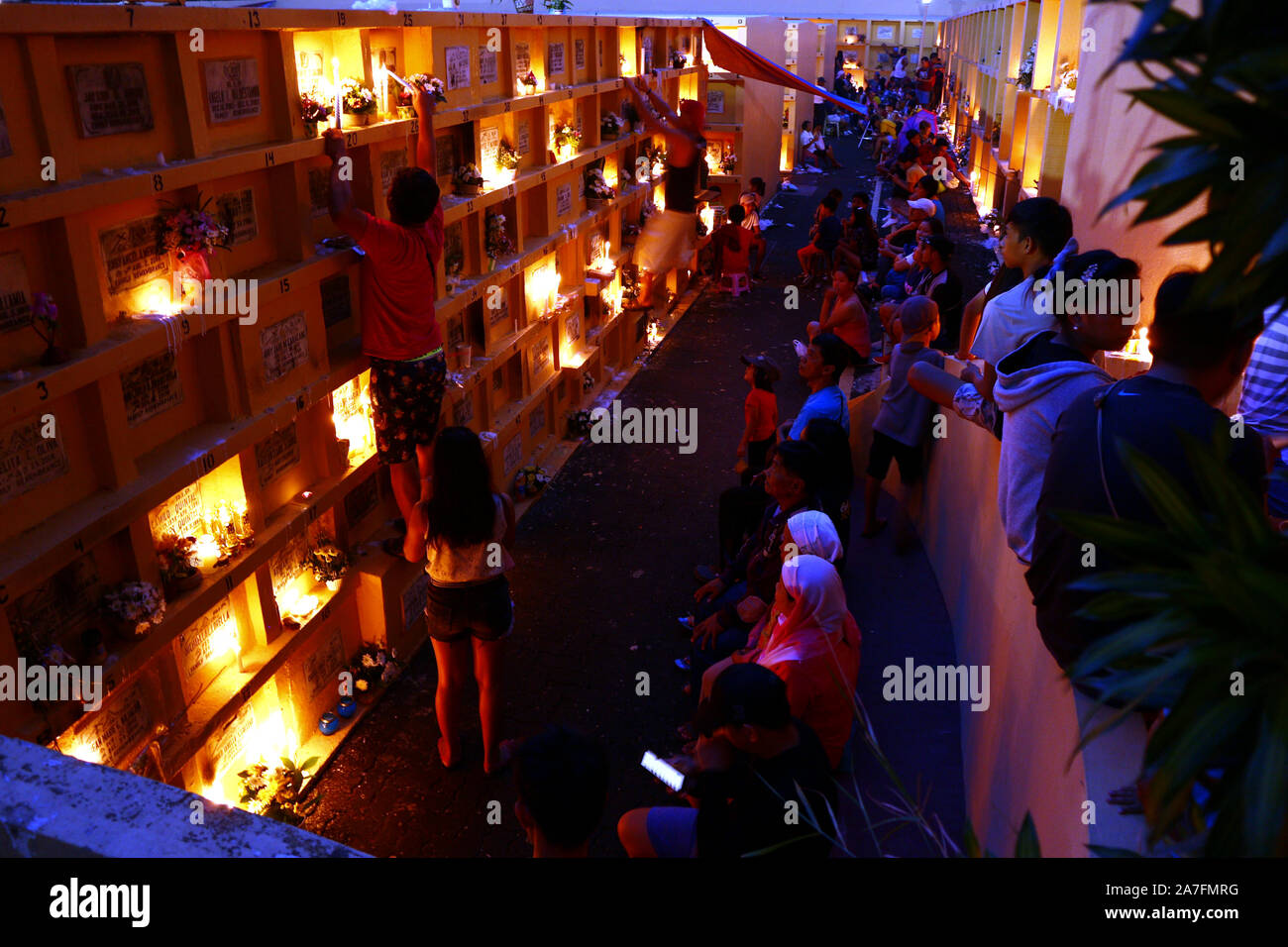 Araw ng mga santo hi-res stock photography and images - Alamy