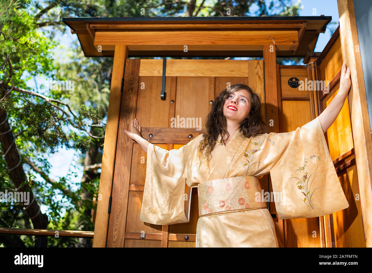 Yukata Japan Onsen High Resolution Stock Photography and Images - Alamy