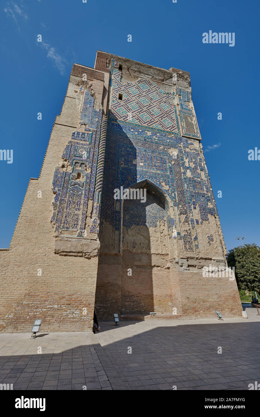 ruins of gate to Ak Saray Palace, Shahrisabz, Uzbekistan, Central Asia ...