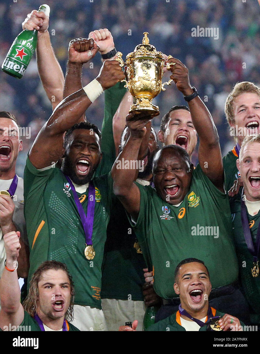 Cyril Ramaphosa, President of South Africa lifts the Webb Ellis Cup ...