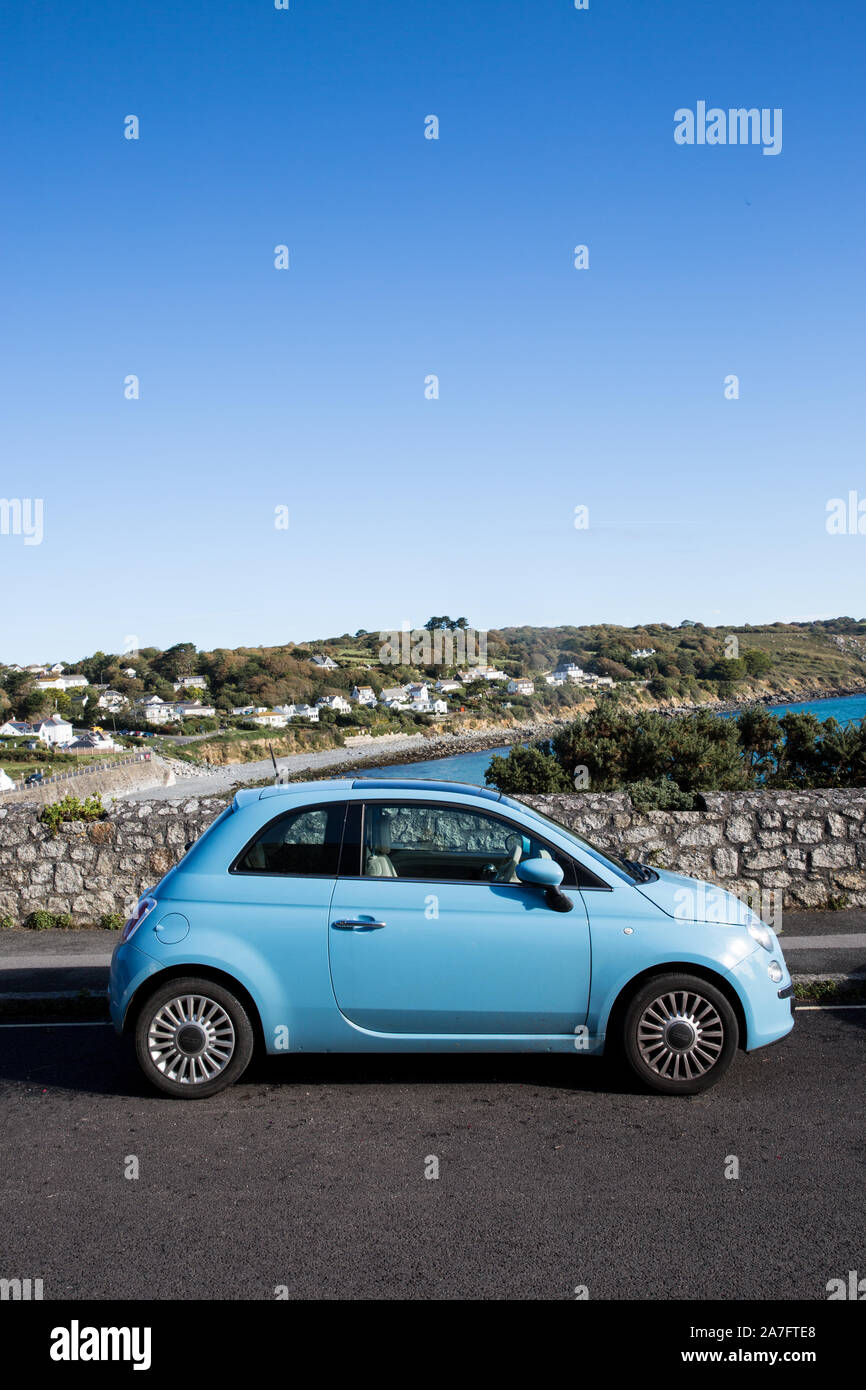 Car side profile hi-res stock photography and images - Alamy