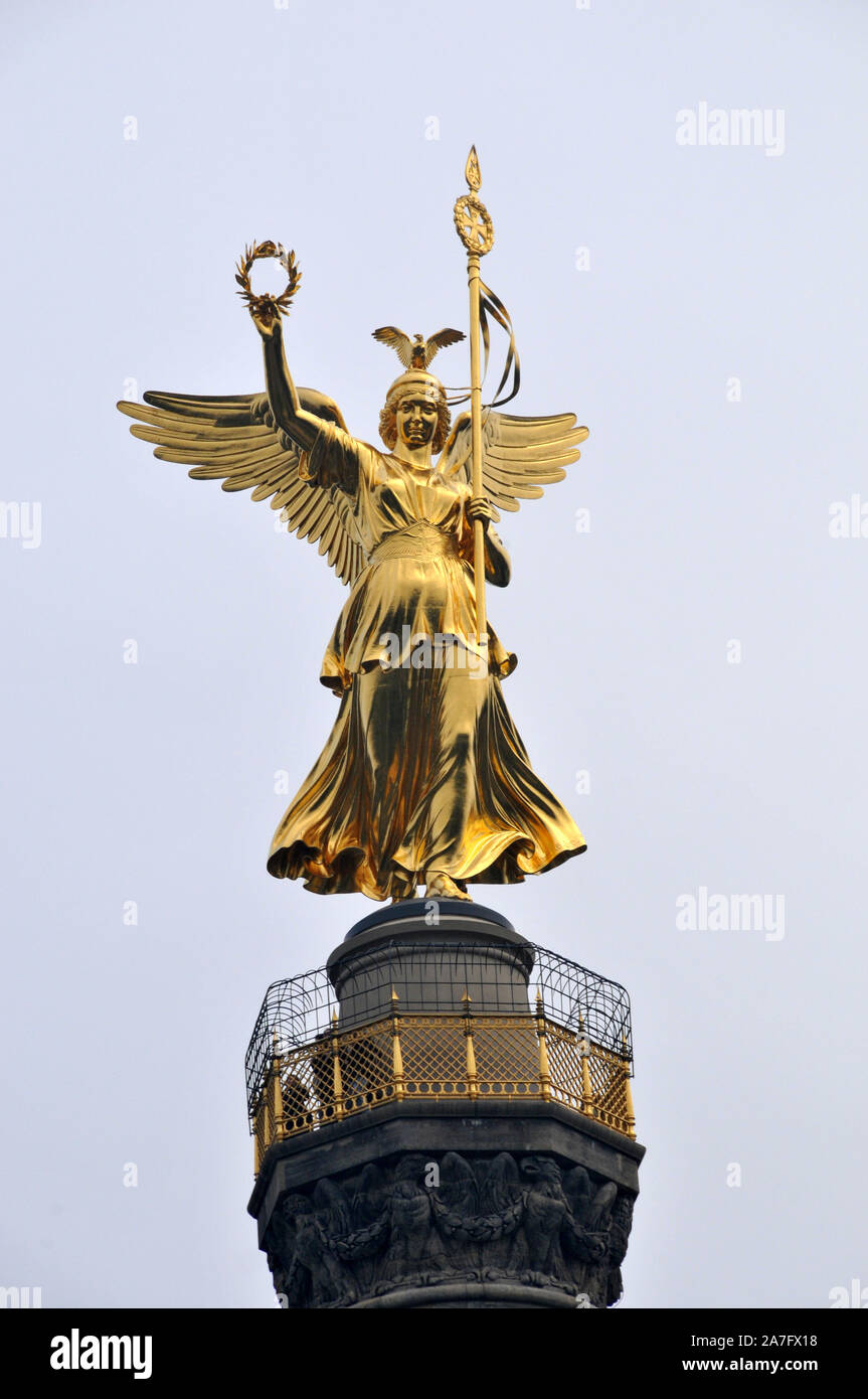 Triumphal Symbols High Resolution Stock Photography and Images - Alamy