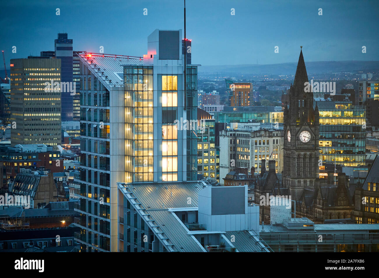 Manchester skyline night hi-res stock photography and images - Alamy