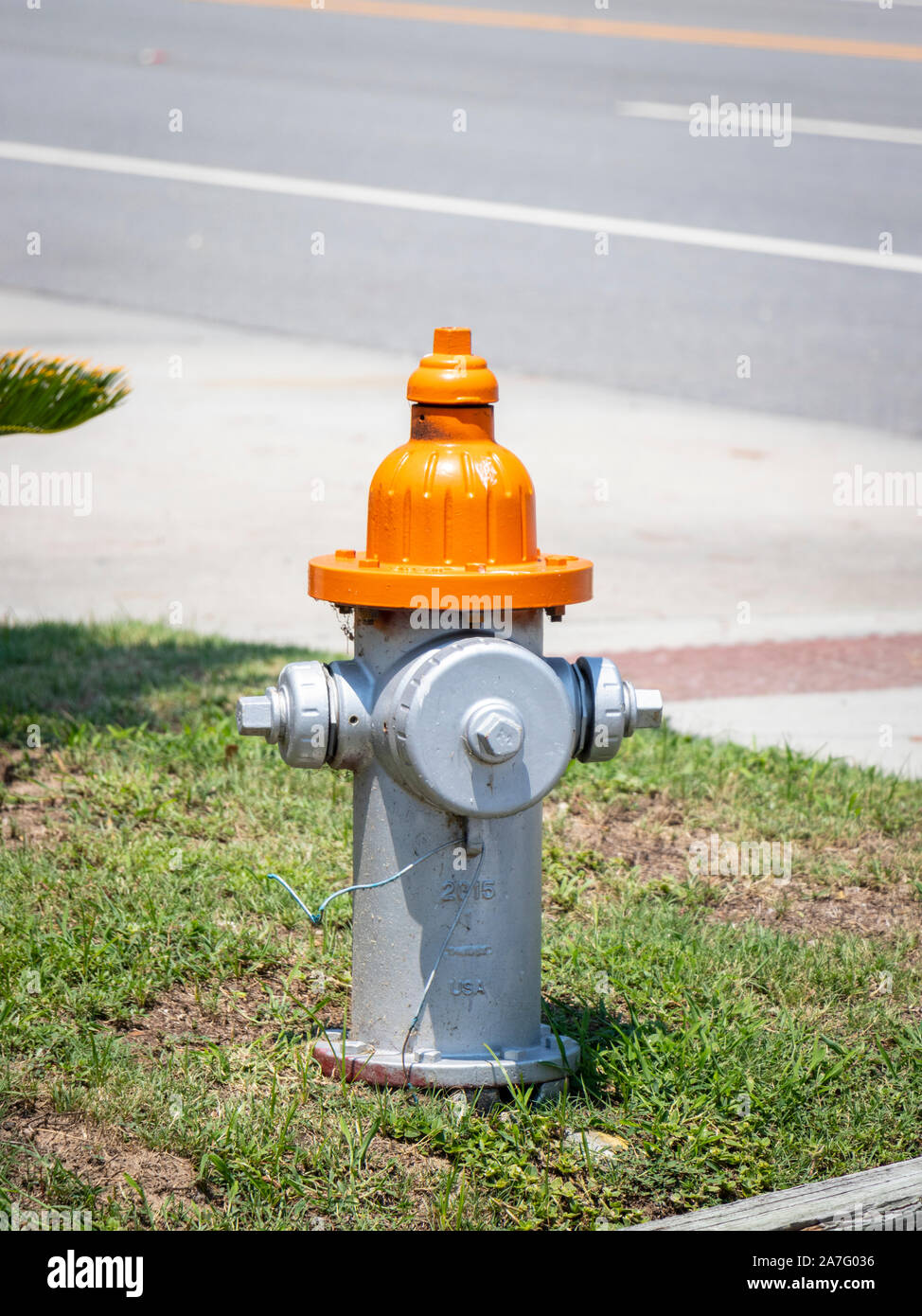 American fire hydrant in isolation Stock Photo - Alamy