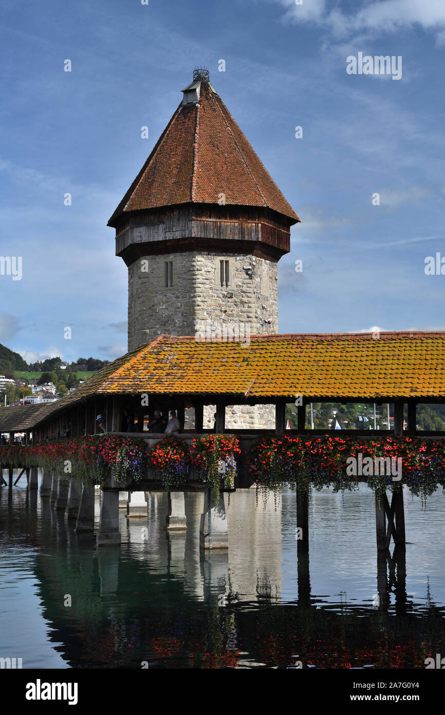 Chapel bridge paintings hi-res stock photography and images - Alamy