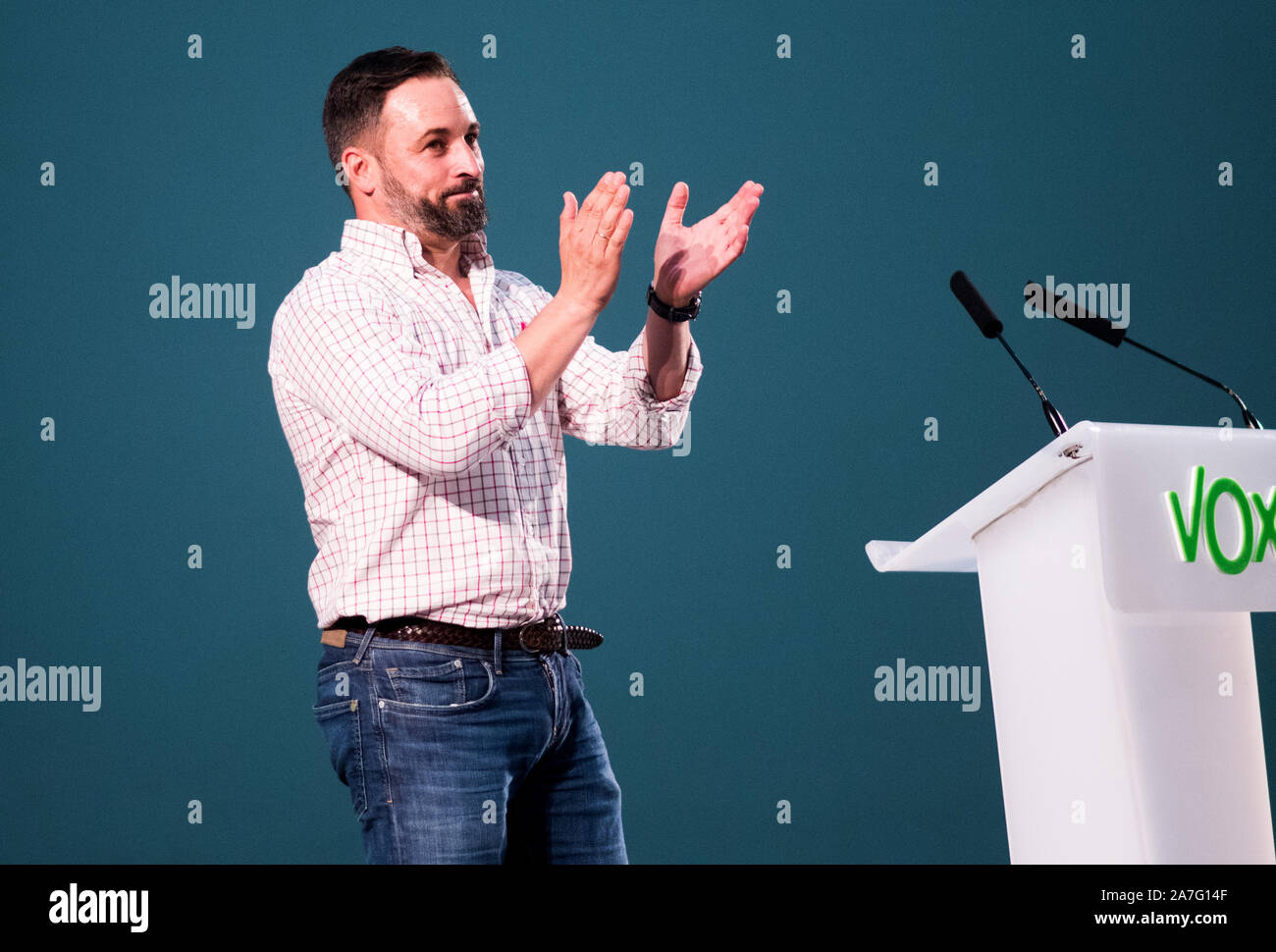 Party leader santiago abascal hi-res stock photography and images - Alamy