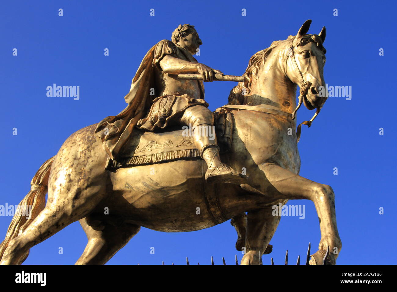 King Billy statue Stock Photo - Alamy