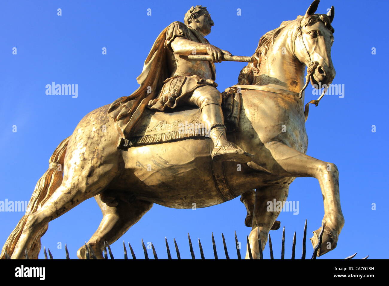 King Billy statue Stock Photo - Alamy