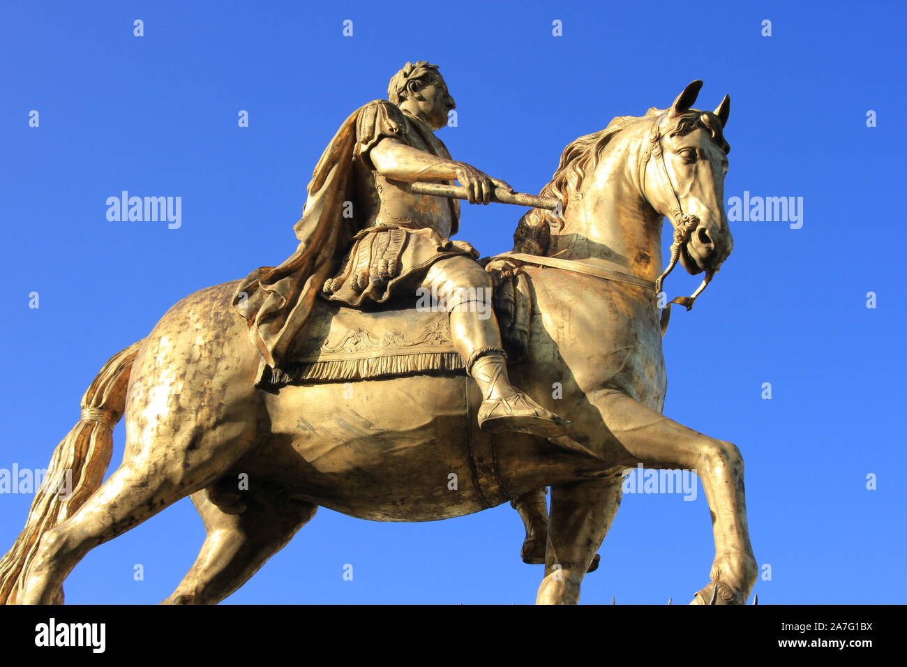 King Billy statue Stock Photo - Alamy