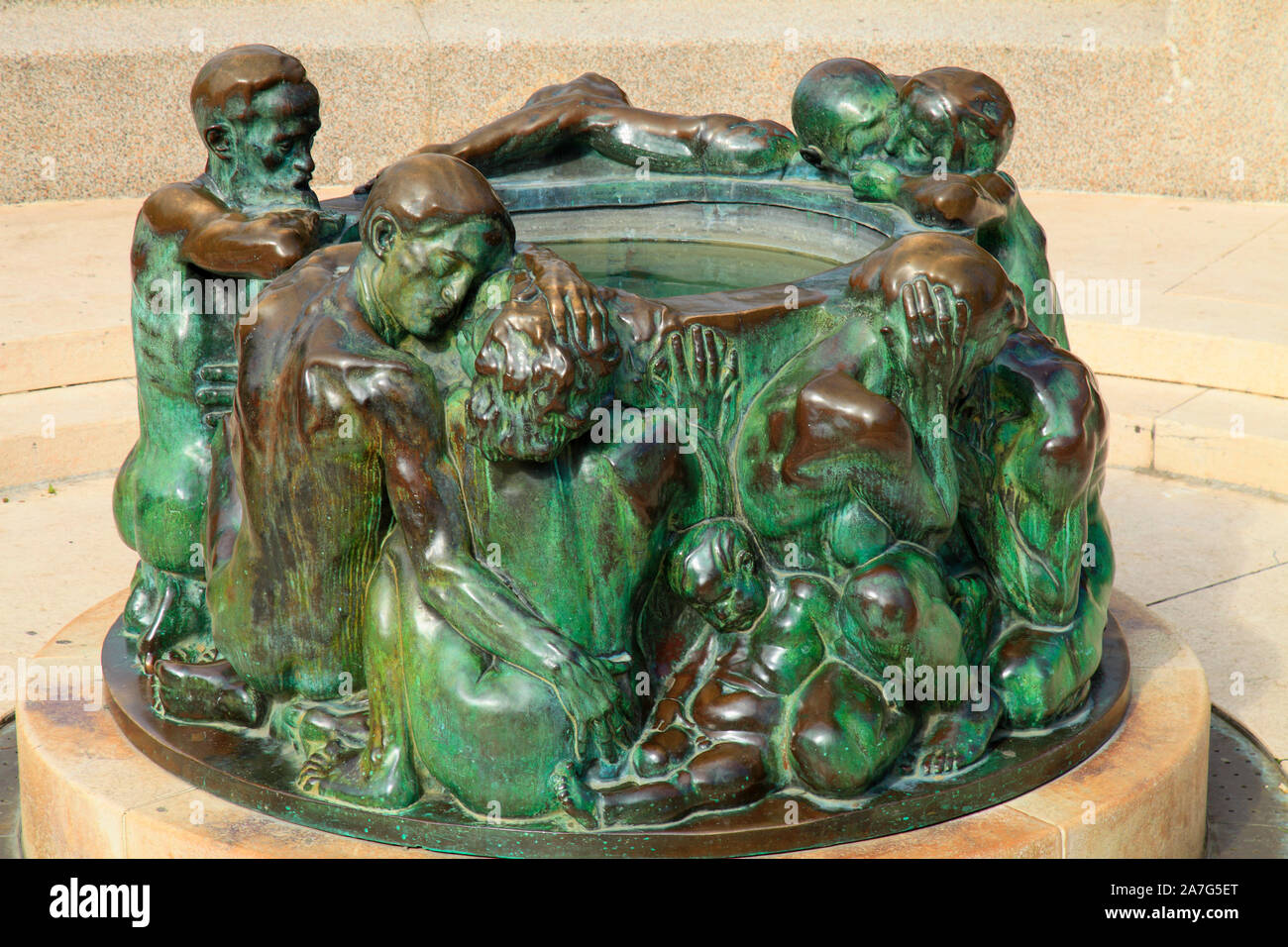The well of life hi-res stock photography and images - Alamy