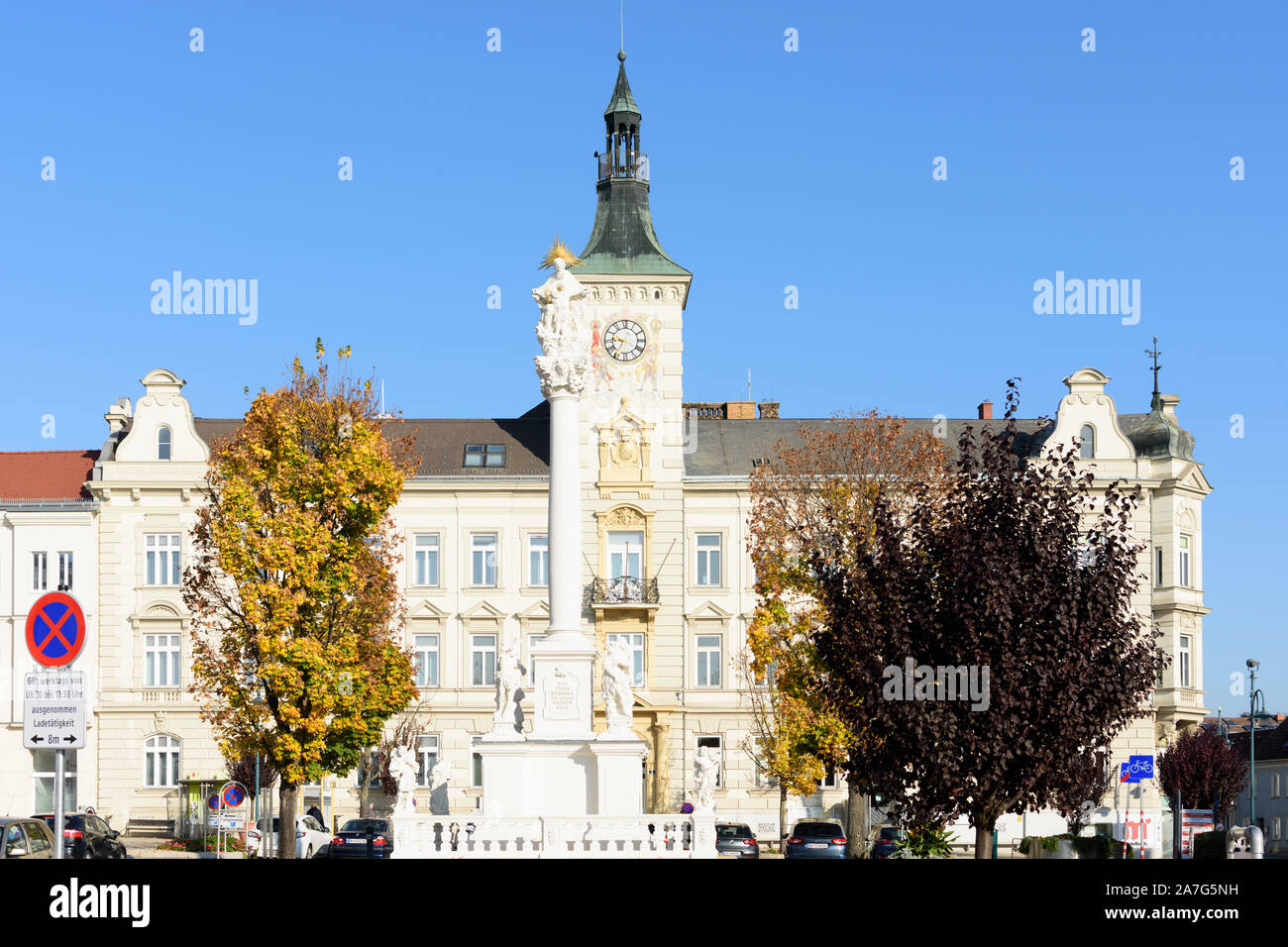 Mistelbach town hall weinviertel niederösterreich hi-res stock ...