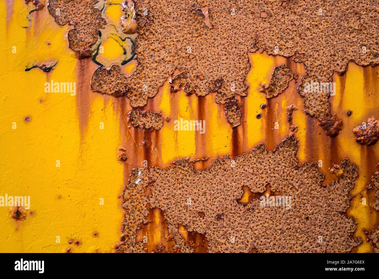 Rust on the wall hi-res stock photography and images - Alamy