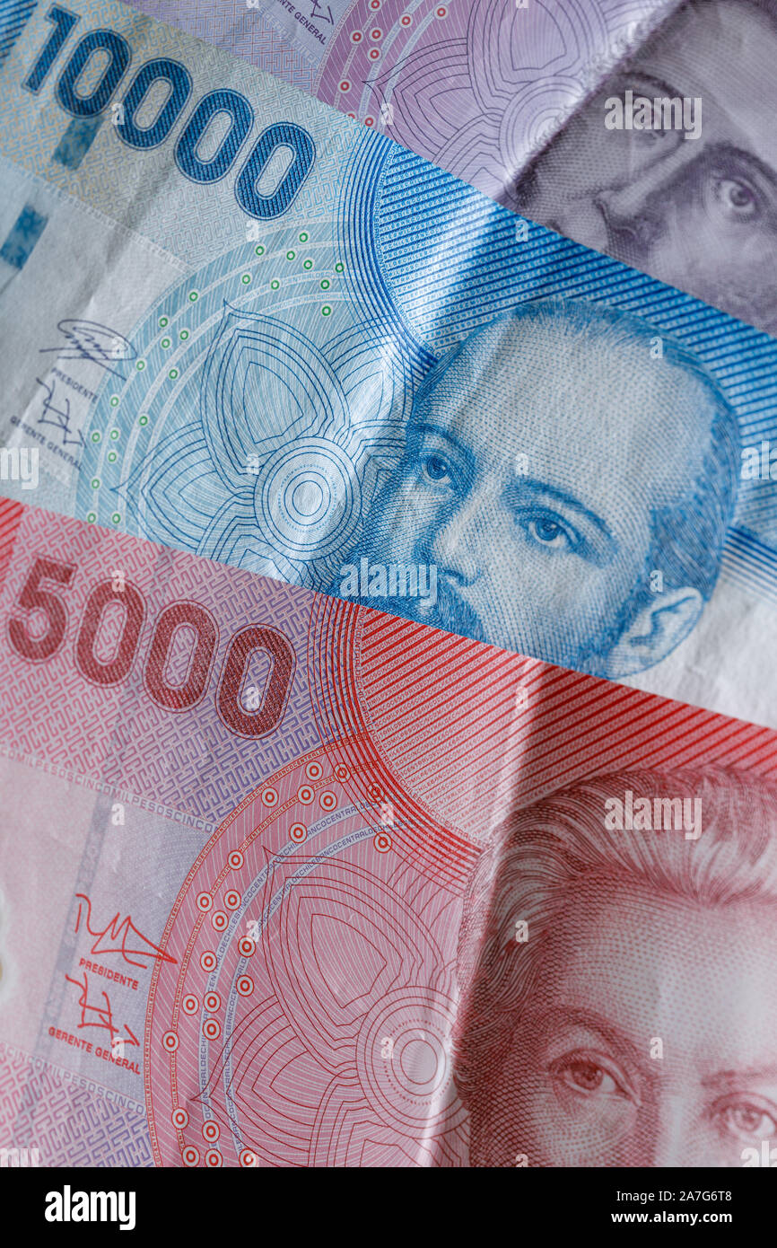 Chilean banknotes chile money hi-res stock photography and images - Alamy