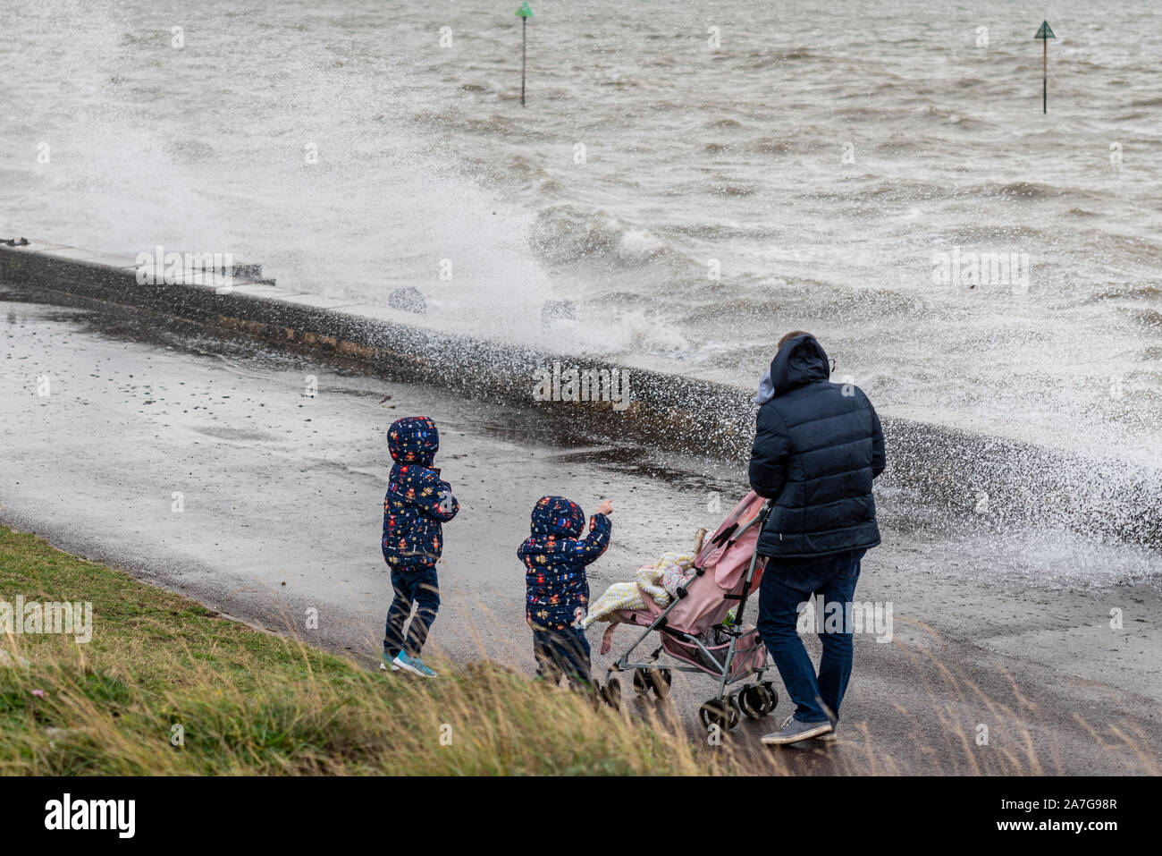Lashed by waves hi-res stock photography and images - Alamy