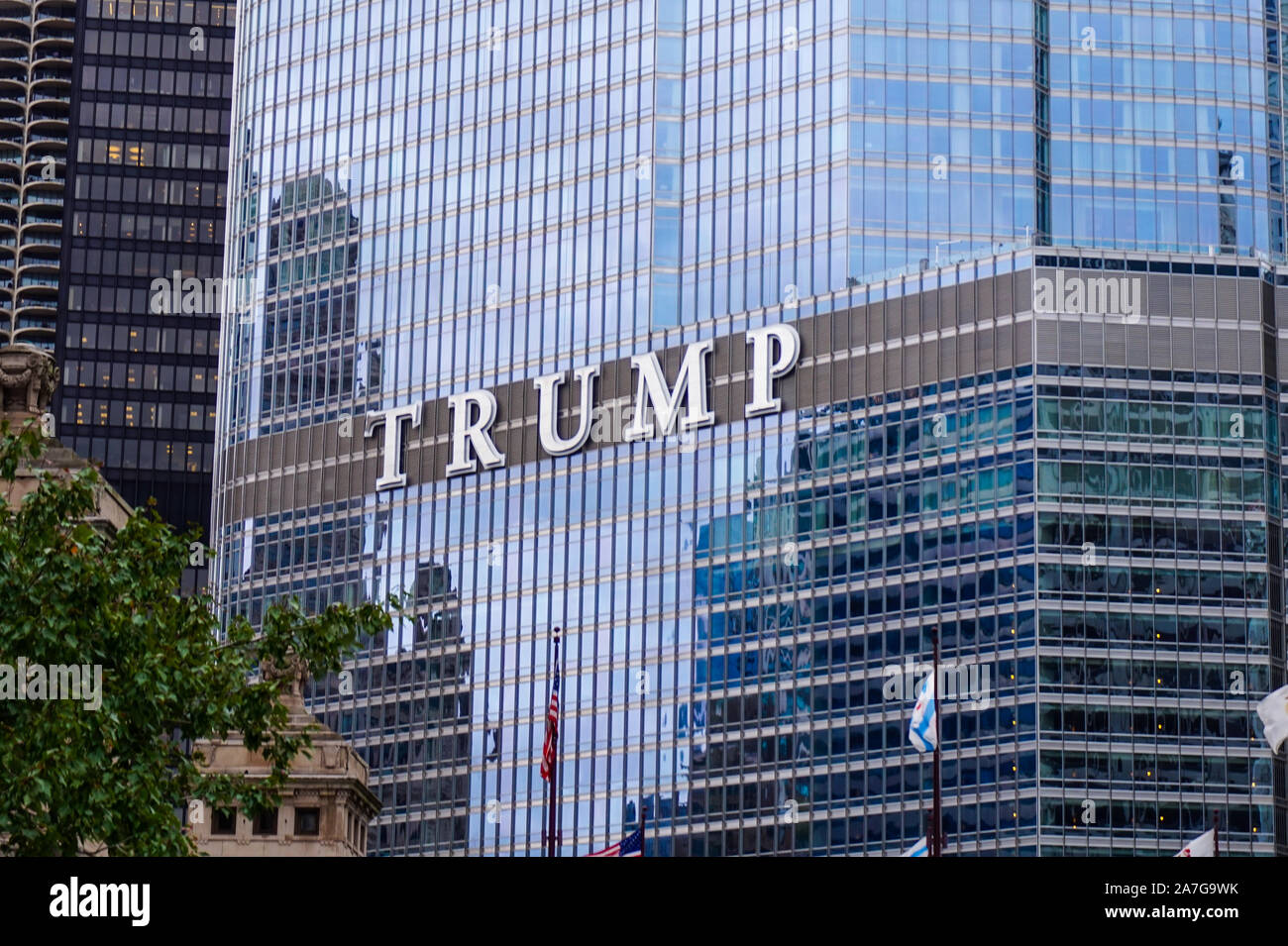 Trump Tower skyscraper building on Chicago. CHICAGO, ILLINOIS (USA ...