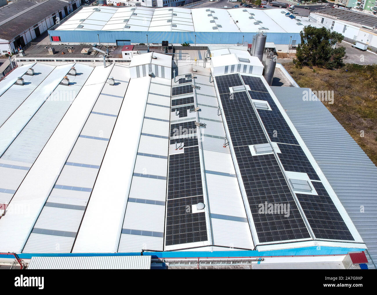 Solar panels factory hi-res stock photography and images - Alamy