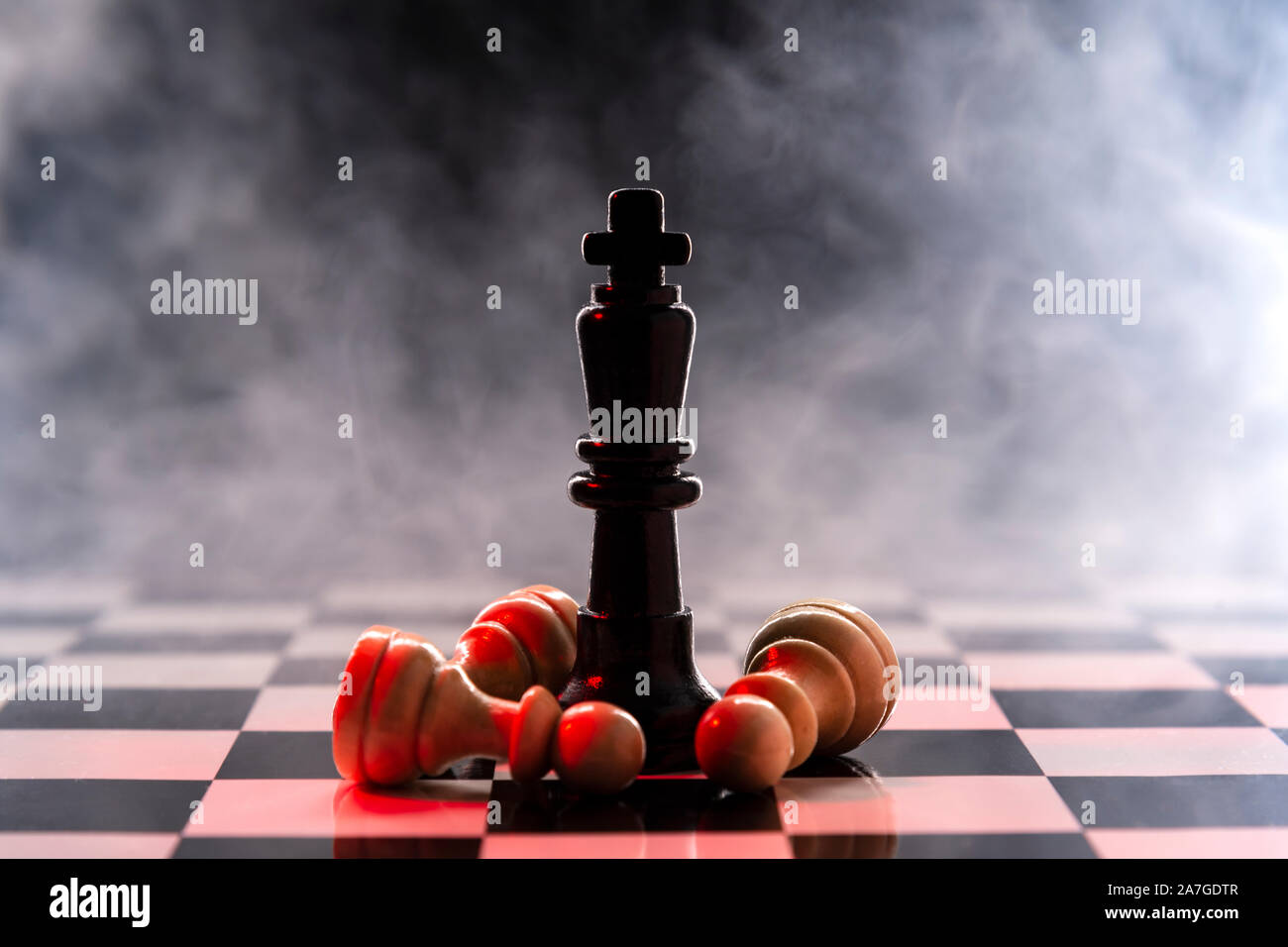Smoke on chessboard chess hi-res stock photography and images - Alamy