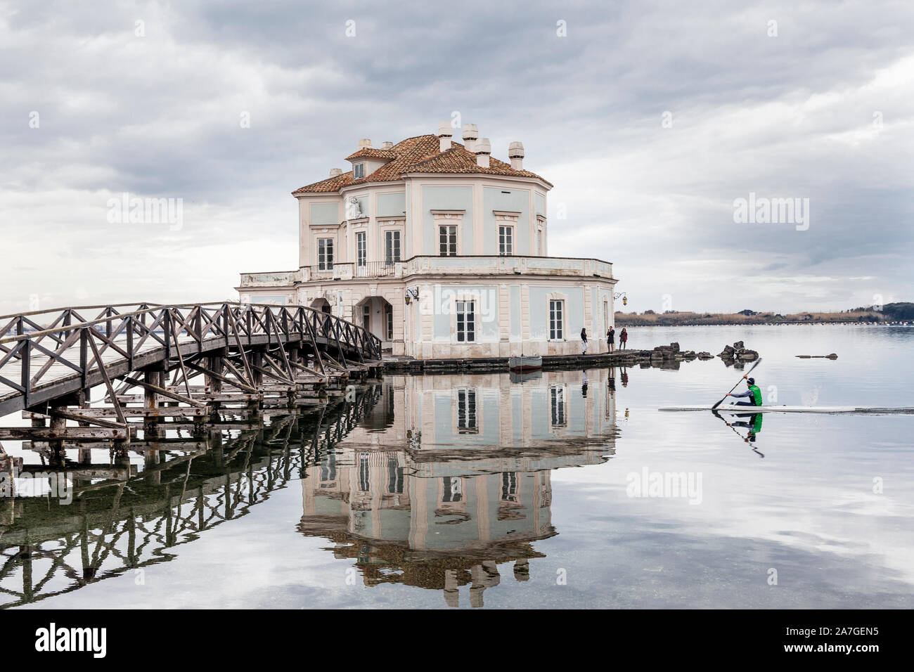 Fusaro lake hi-res stock photography and images - Alamy