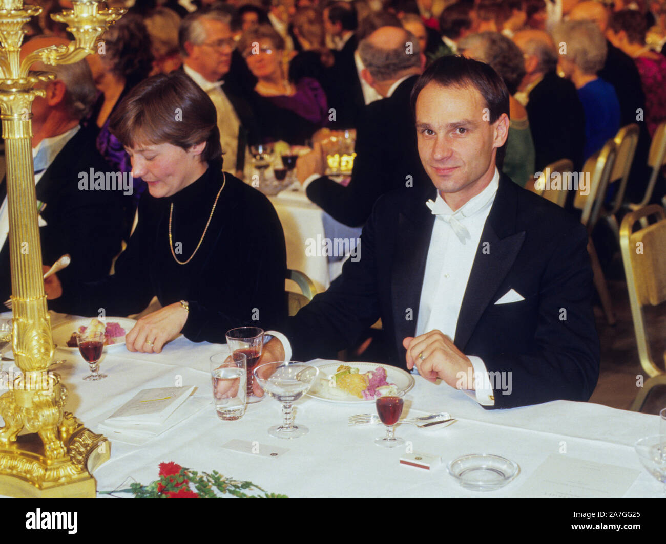 GERD BINNIG German Physicist who wonn the Nobel Prize in Physics ...