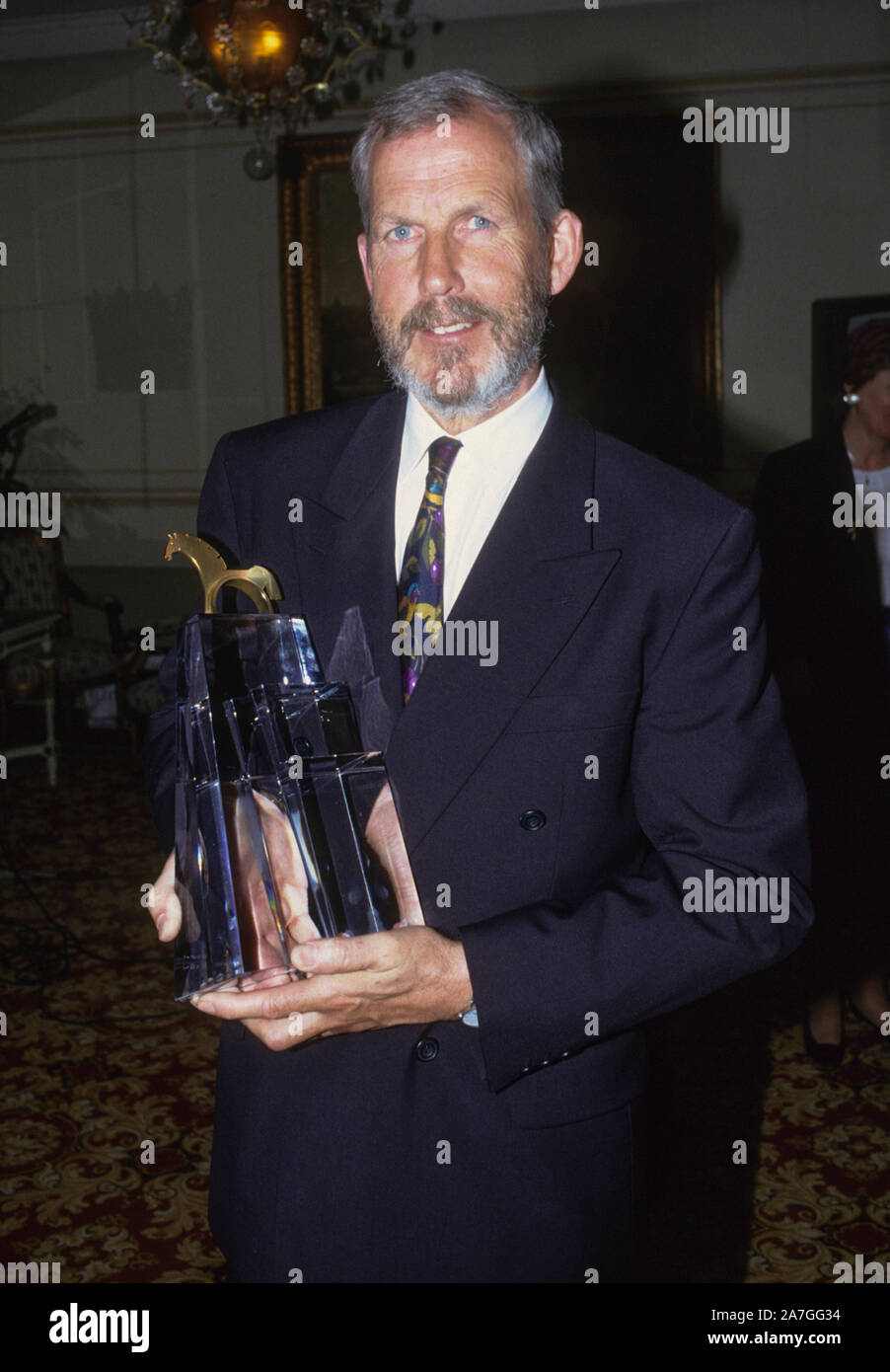 Gunnar Cyren Swedish Glass art designer and designer of the Nobel ...